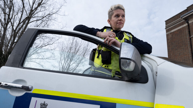 Immigration Officers: JOB NOW CLOSED - Home Office Careers